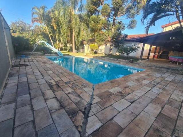 Casa na Vila Giglio, Atibaia SP: 4 quartos, 2 suítes, 3 salas, 2 vagas de garagem, 300m² Venda ou