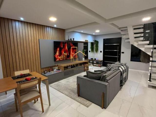 Casa na Vila do Conde em Barueri