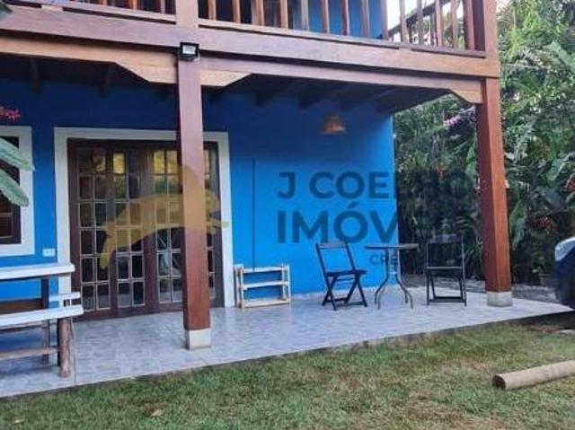 casa na vila de Itamambuca com grande quintal
