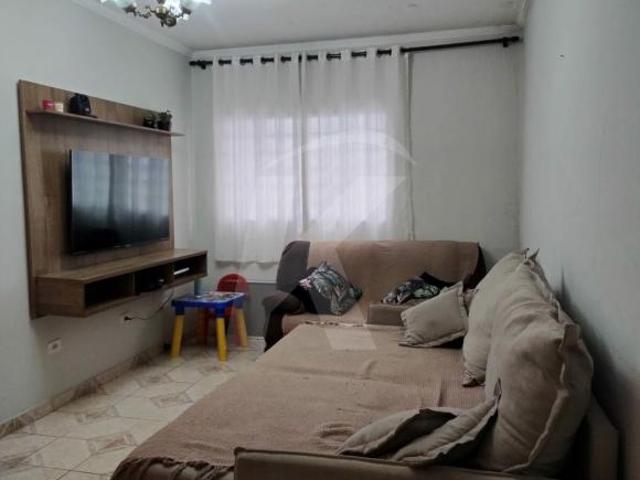 Casa na Vila Ede com 2 dormitórios amplos, 1 vaga de garagem com 90m2 AU