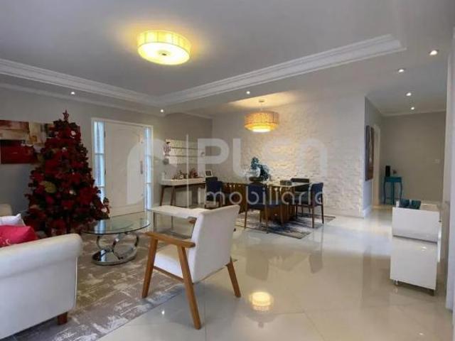 Casa na Vila Irmãos Arnoni com 484 m², 5 Quartos, 3 Suítes e 5 Vagas, São Paulo, SP