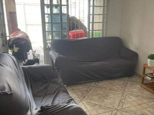 CASA NA VILA MUNICIPAL, ÓTIMA OPÇÃO PARA INVESTIMENTO