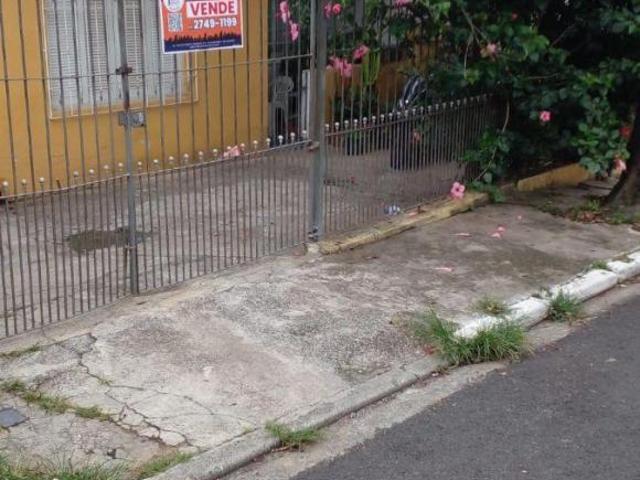 Casa na Vila Nhocuné – Terreno com 250m2