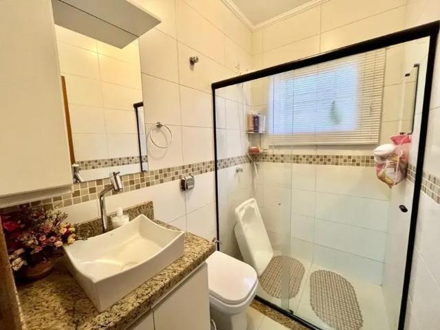 Casa na Vila Palmira com piscina e 576m² de área Campo Grande
