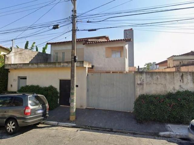 CASA NA VILA PARANAGUÁ