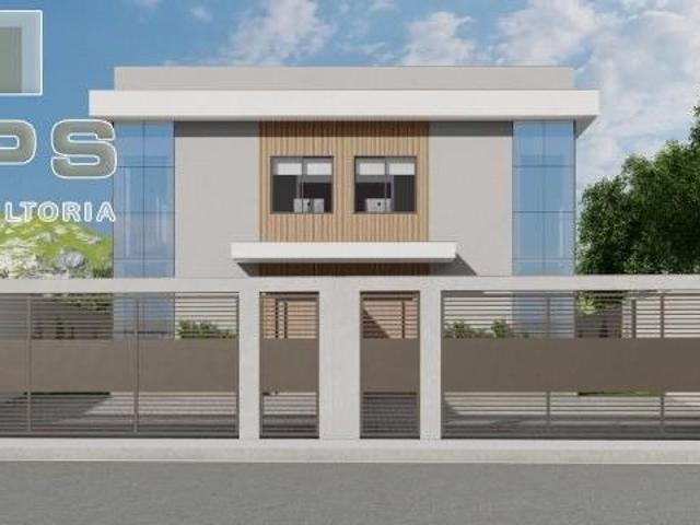 Casa na Vila Petrópolis em Atibaia com 190m² construídos, 3 quartos sendo suítes, piscina, churrasqu