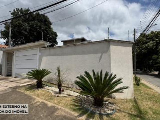 Casa na vila rica