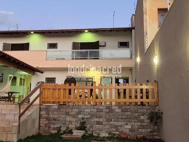 Casa na Zona Leste com vista incrível do pôr do sol, 4 quartos, escritório, área gourmet completa, a