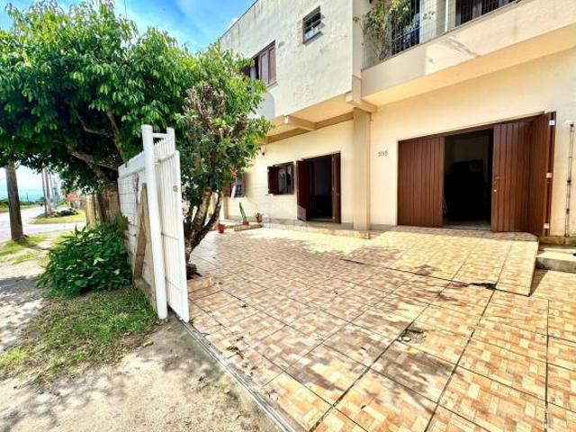 Casa na Zona Nova com 2 quartos 1 suíte mobiliada com garagem em Capão da Canoa