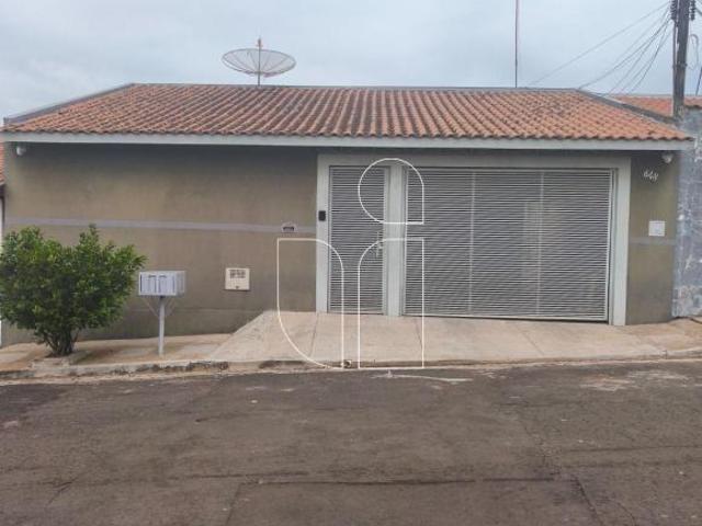 Casa na Zona Sul com 3 quartos sendo 1 suíte, área gourmet. Terreno de 10mx20m