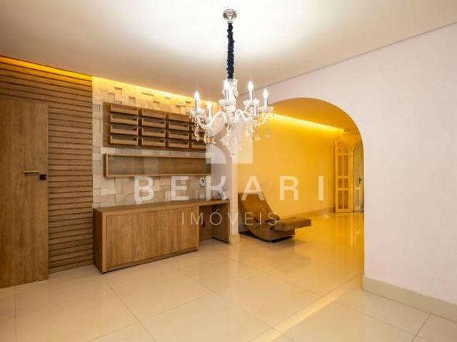 Casa na 713 sul com ENERGIA SOLAR com 4 quartos e 173 m² à venda em Asa Sul