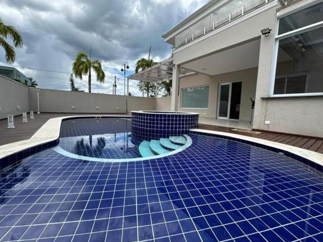 Casa Neo Moderna em condomínio de excelente padrão Massaguaçu Caragua SP