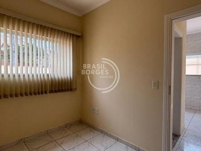 Casa Neoclássica 4 dormitórios, 2 suítes, 6 vagas de garagem, 366 m² no Jardim Ibiti do Paço Sorocab