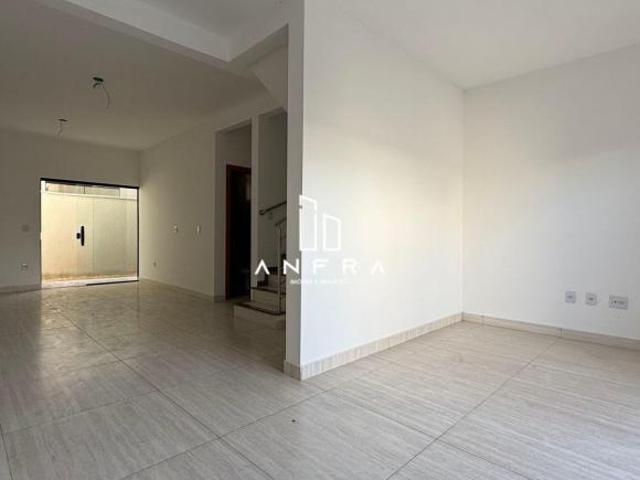 Casa no Masterville com 3 Qts 2 suítes e 2 vagas