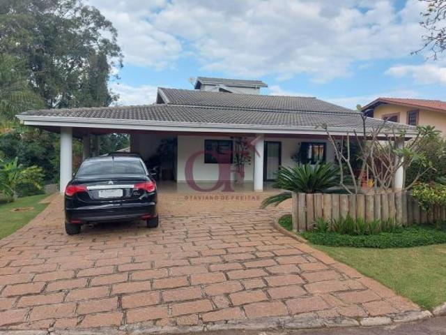 Casa no New Park Tênis com Suítes, Quintal e Espaço Zen – Viva com Natureza