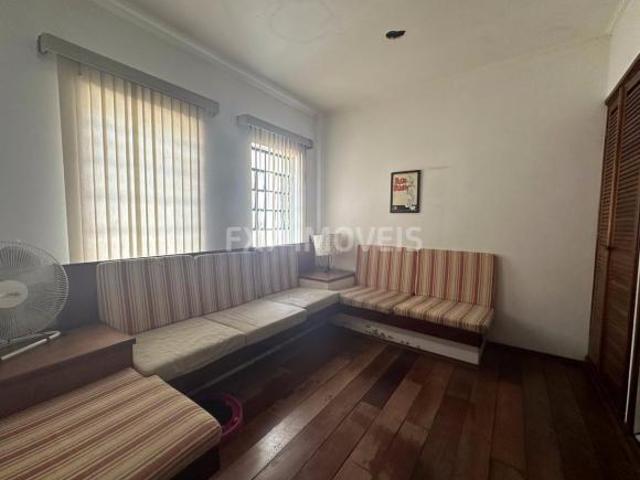 Casa no Nova Campinas que estuda 2 apartamentos na troca