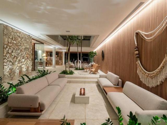 Casa no Acapulco Guarujá, modelo Turn key inteiramente mobiliada