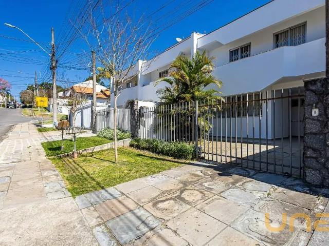 Casa no Ahu de 125.5 m² com 3 quartos