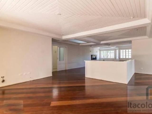 Casa no Alpha 10 para venda e locação
