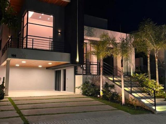 Casa no Alphaville II em São José dos Campos