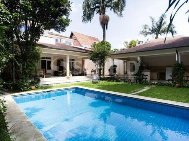 Casa No Alto da Boa Vista com 4 suítes
