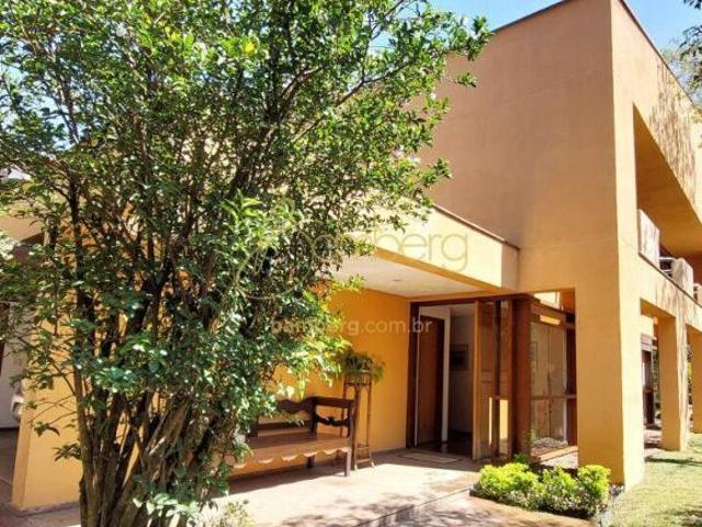 Casa, no Alto da Boa Vista Jardim dos Estados, com 5 suítes e 4 amplas vagas