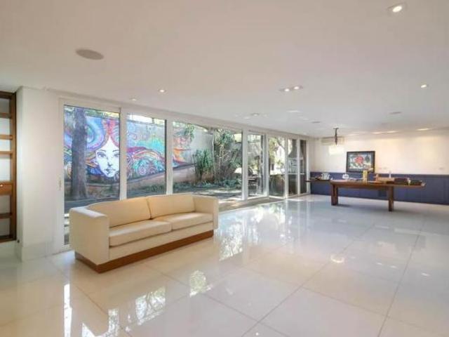 Casa no Alto de Pinheiros em São Paulo