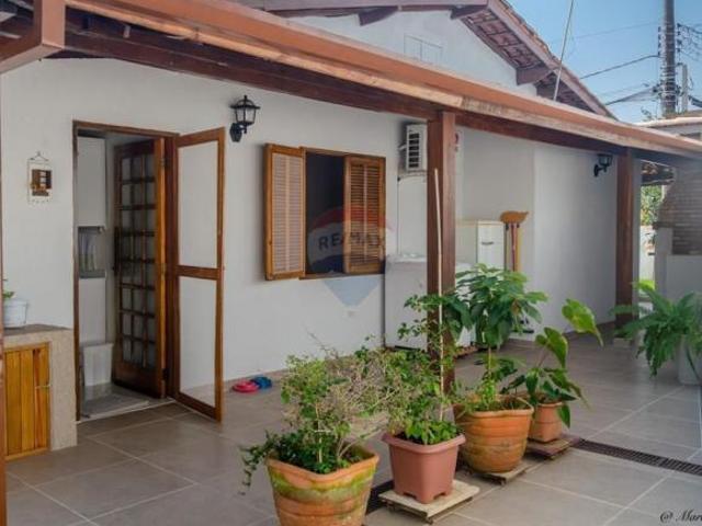 Casa no alta da Barra Velha