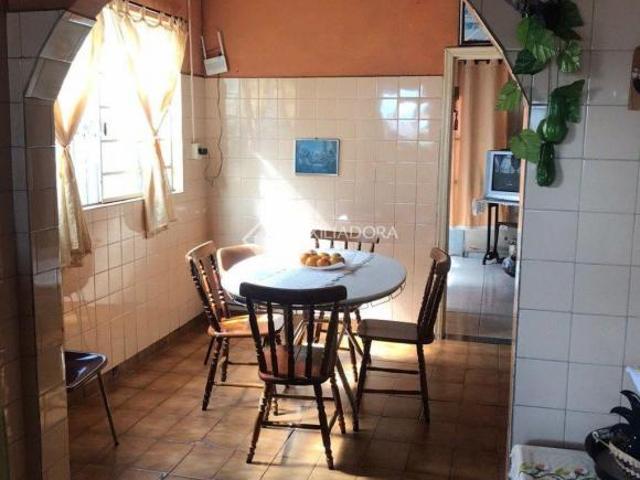 Casa no Areão em Taubaté