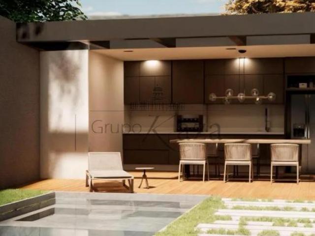 Casa no Butantã para venda com 4 Suítes e 430m²