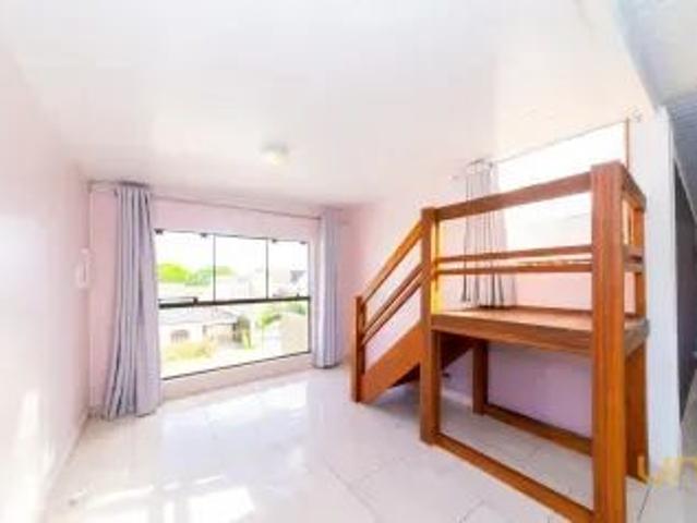 Casa no Bacacheri de 62 m² com 3 quartos