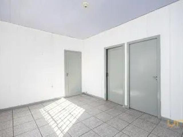 Casa no Bacacheri de 184 m² com 4 quartos