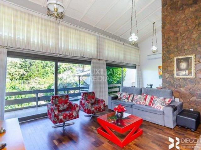 Casa no bairro Três Figueiras