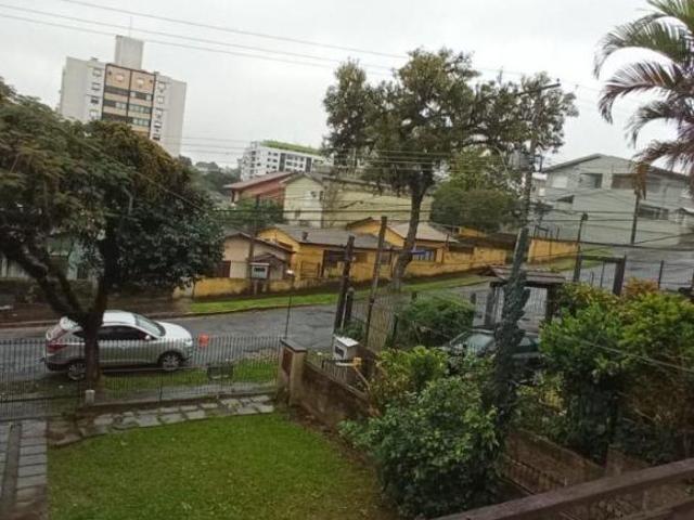 Casa no Bairro Tristeza