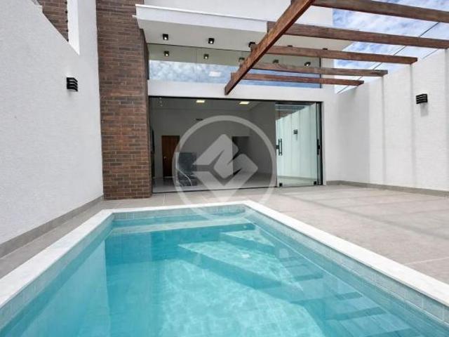 Casa no Bairro Universitário – 3 Quartos, 1 Suíte, Espaço Gourmet com Piscina – Cuiabá/MT Opção mai