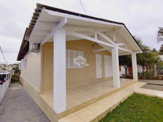 CASA NO BAIRRO BONFIM 03 DORMITÓRIOS