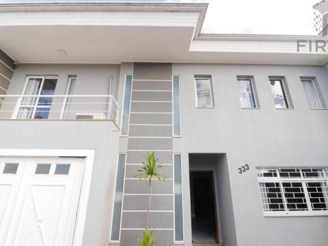 Casa no bairro Boqueirão com 312m²