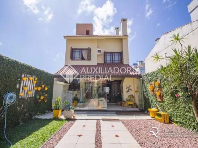 Casa no bairro Camaquã