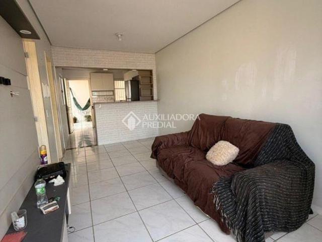 Casa no bairro Chácara das Rosas em Cachoeirinha
