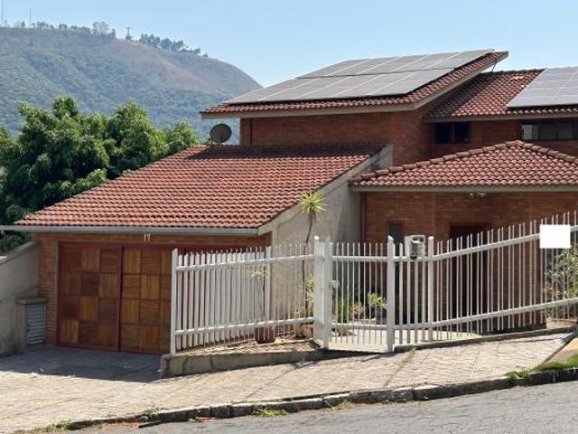 Casa no bairro da Saúde Poços de Caldas