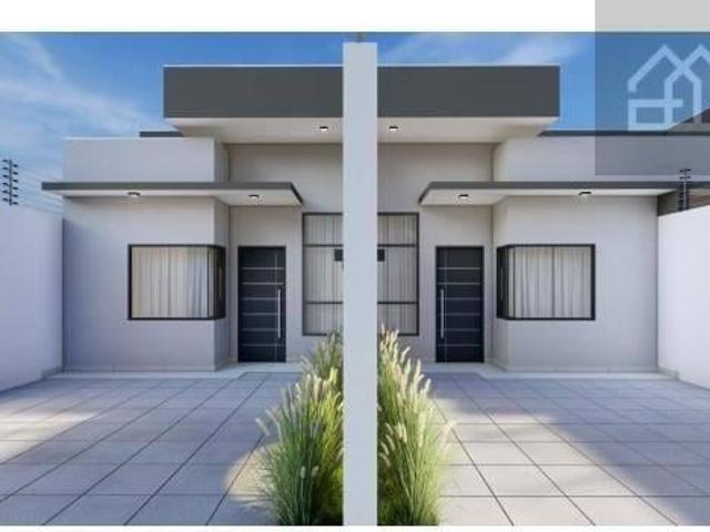 Casa no Bairro Esmeralda