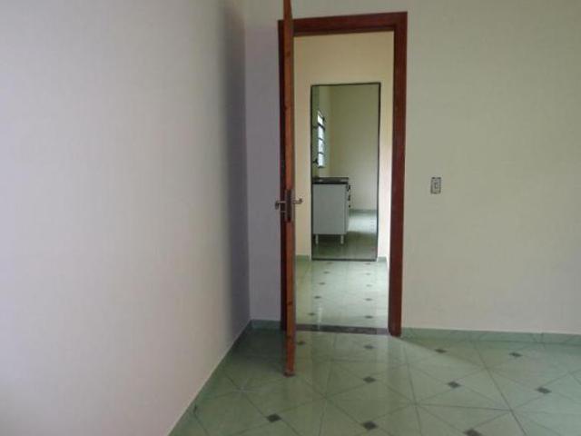 CASA NO BAIRRO FLORENÃ?A EM RIBEIRÃ?O DAS NEVES