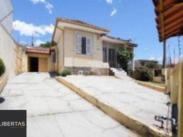 Casa no bairro Gloria Av. Osca Pereira