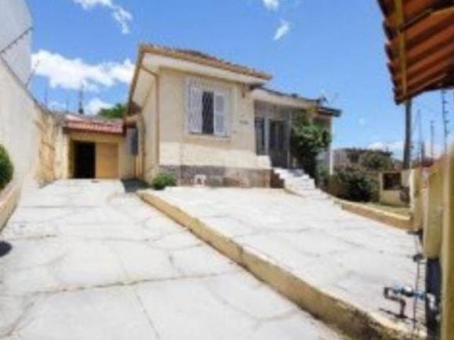 Casa no bairro Gloria Av. Osca Pereira