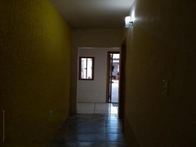 Casa no bairro Hípica 3 dormitórios