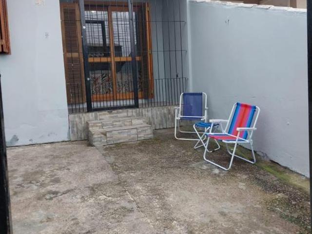 Casa no bairro Hípica 2 dormitórios