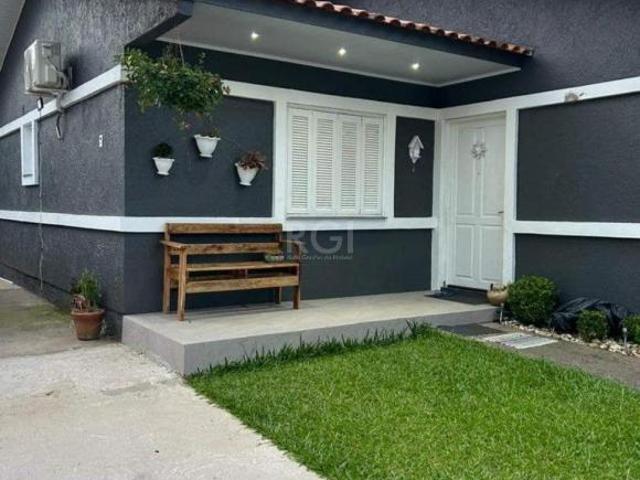 Casa no bairro Hípica 4 dormitórios