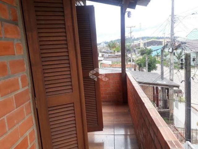 Casa no bairro Hípica com 3 dormitórios/quartos