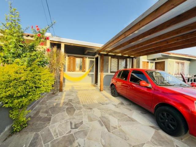 Casa no bairro Hípica Moradas do Sul 2 dormitórios