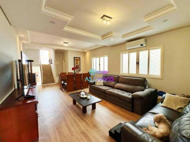 Casa no bairro Horto Santo Antônio em Jundiaí